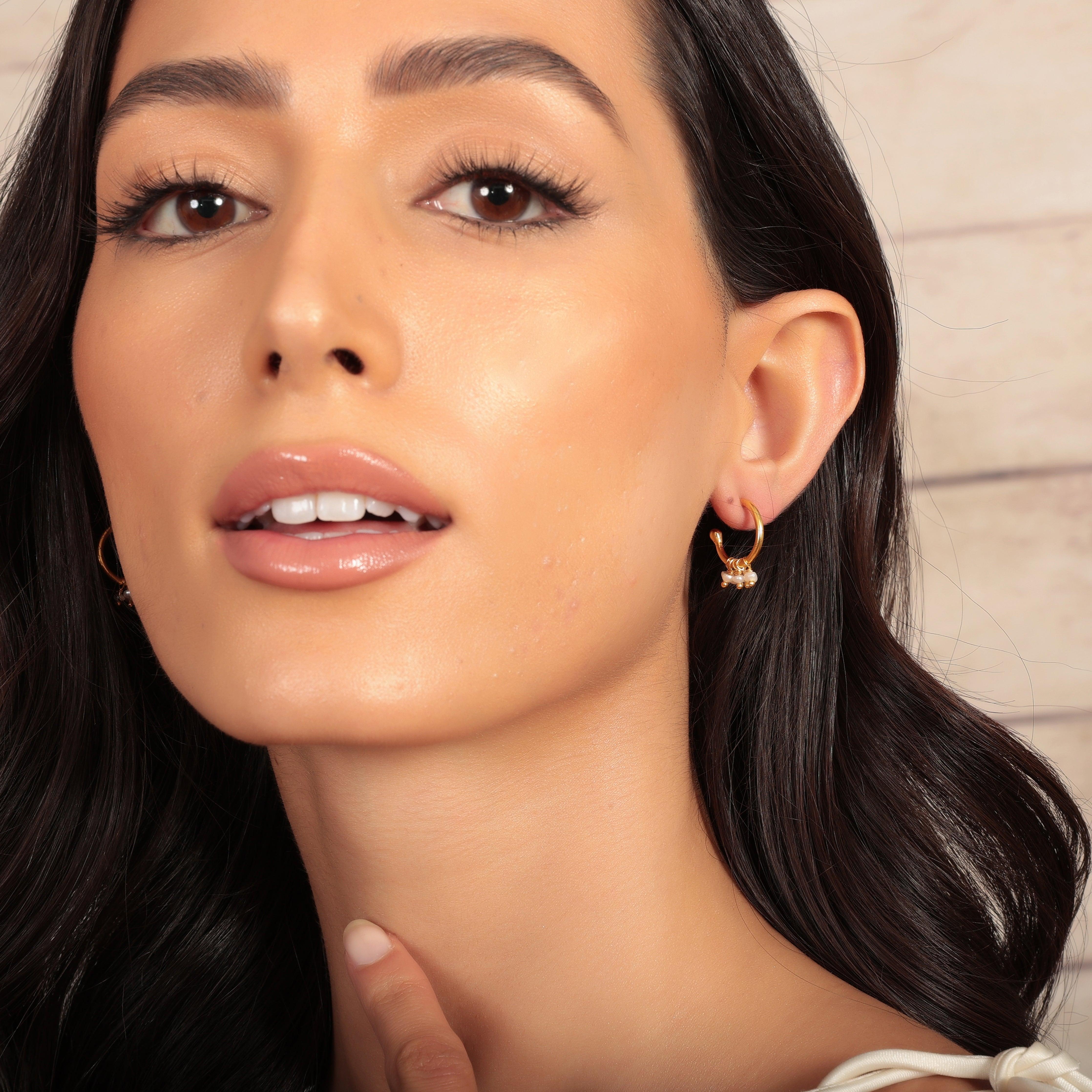 Nia Hoop – Red Dot Jewels